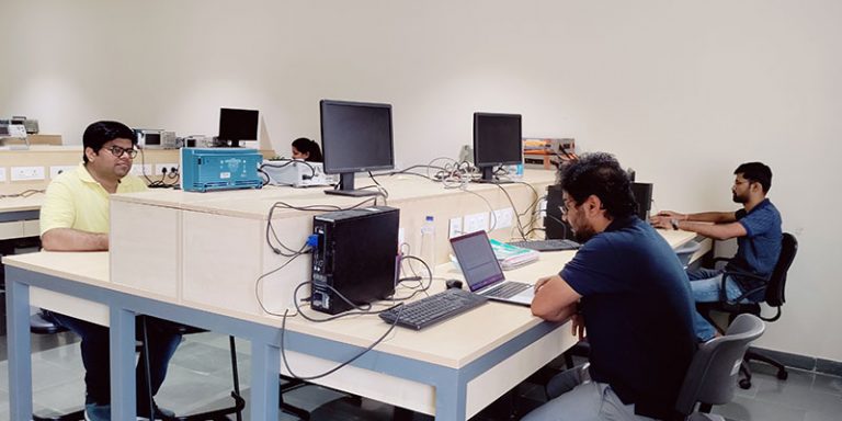 Advanced Communication Lab - BITS Pilani